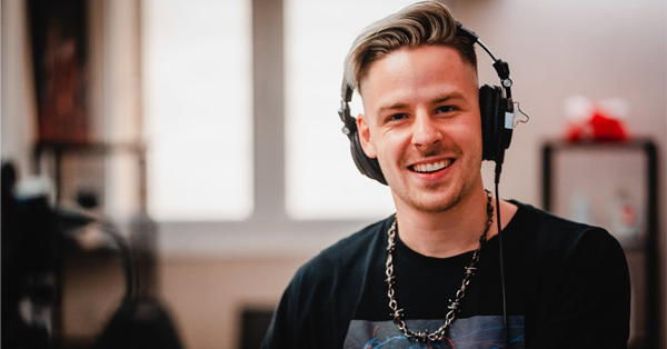 Rewinside: Exploring the Success of the Streamer | OWN3D